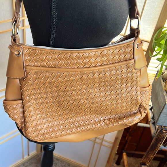 St. John | Bags | St John Leather Purse | Poshmark